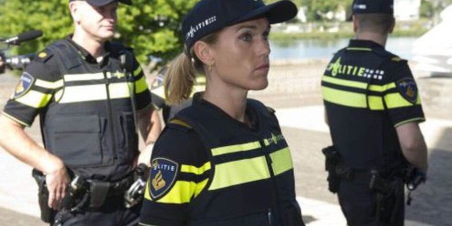 Nieuw uniform politie vanaf september | Sleutelstad