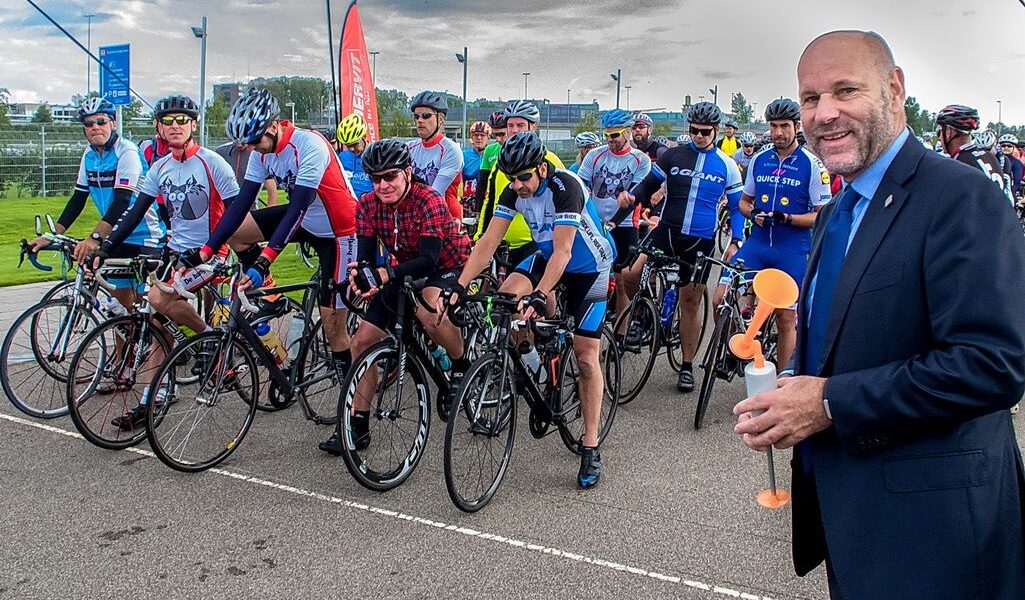 Recordaantal mensen fietst met Christa's Ride voor slachtoffers ...