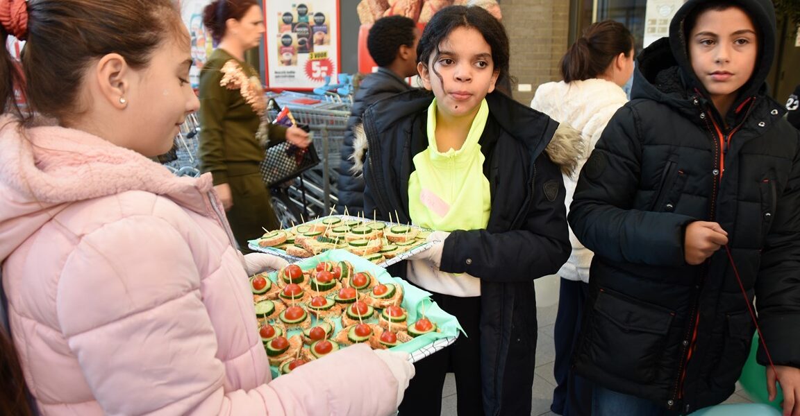 Leerlingen Bredeschool Merenwijk: 'Eet bruin brood' | Sleutelstad