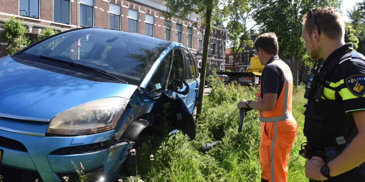Automobilist valt in slaap achter het stuur | Sleutelstad