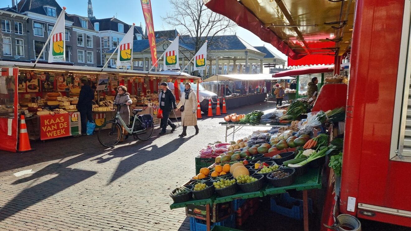 Ondernemers Leidse weekmarkt zijn het nu echt zat | Sleutelstad
