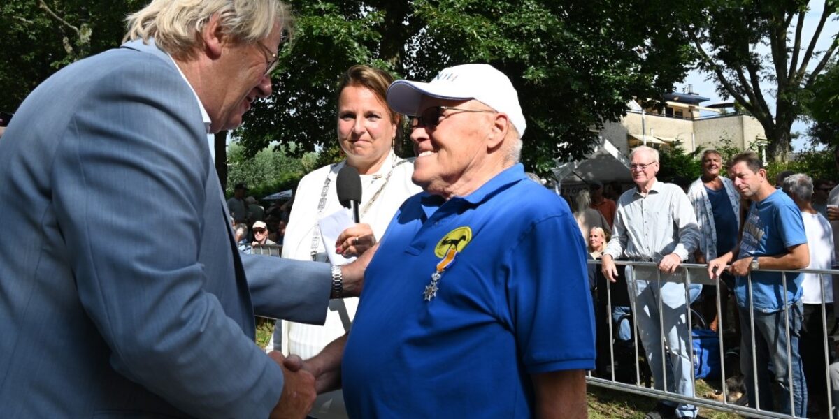 Jan Berg koninklijk onderscheiden bij Kortebaan Voorschoten | Sleutelstad