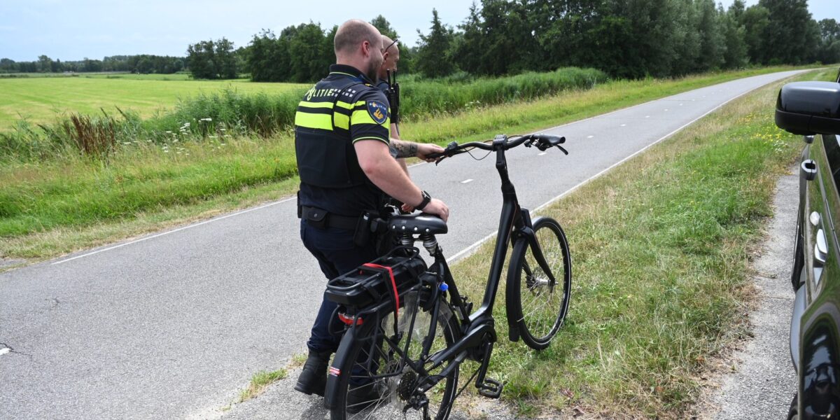 Wielrenner gewond bij val tijdens inhaalactie | Sleutelstad
