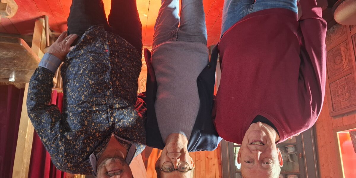 Podcast met medium Derek Ogilvie ter ere van Leidenaar Johan van Voorthuijzen | Sleutelstad