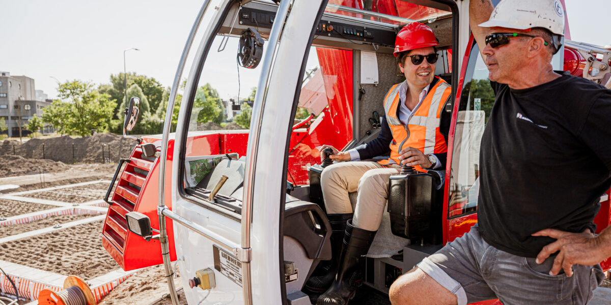 Eerste woonunit nieuwe AZC Paardenwei geplaatst | Sleutelstad