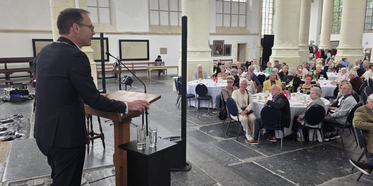 Decennialang lief en leed: Leiden zet langgehuwden in het zonnetje ...